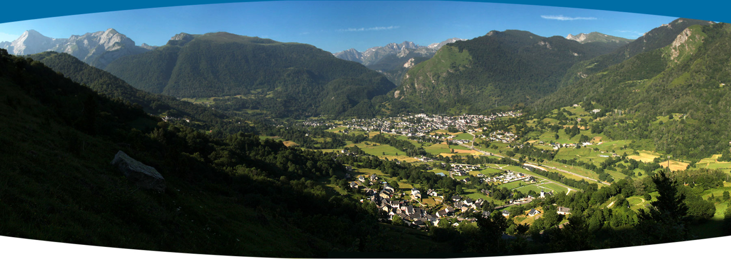 Ville de Laruns, le coeur de la vallée d'Ossau, Pyrénées Atlantiques 64